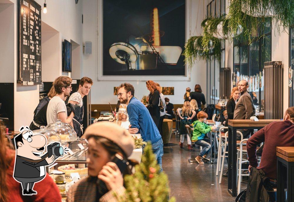 Edison Café cafe, Prague - Restaurant reviews