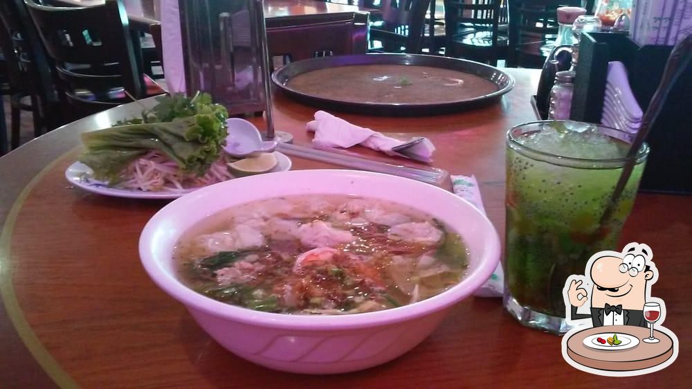 Pho Ngon, 10780 Bellaire Blvd in Houston - Restaurant menu and reviews