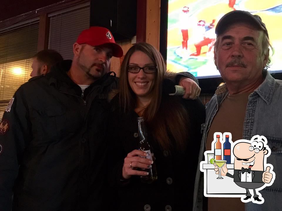 End Zone Sports Bar in Fond du Lac - Restaurant reviews