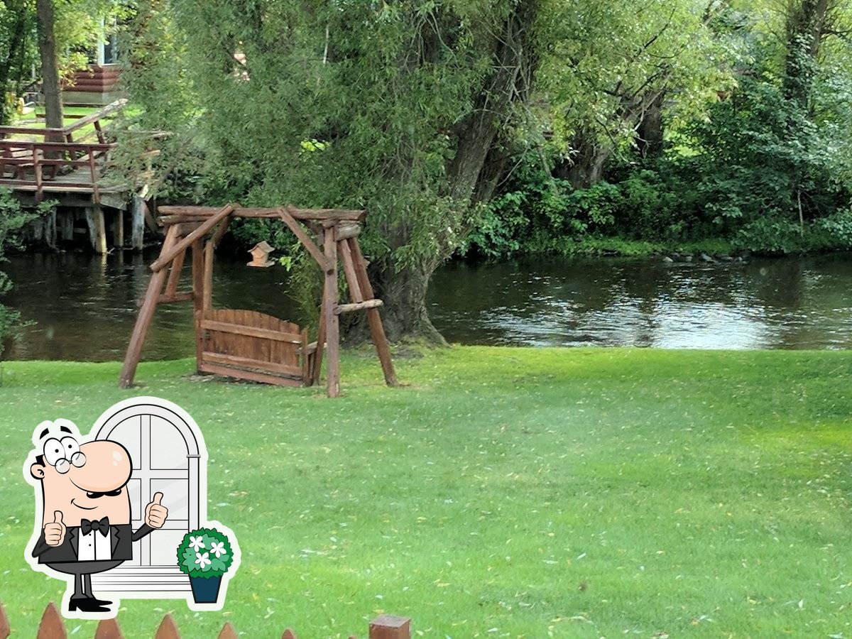 Lovells Riverside Tavern in Lovells - Restaurant menu and reviews