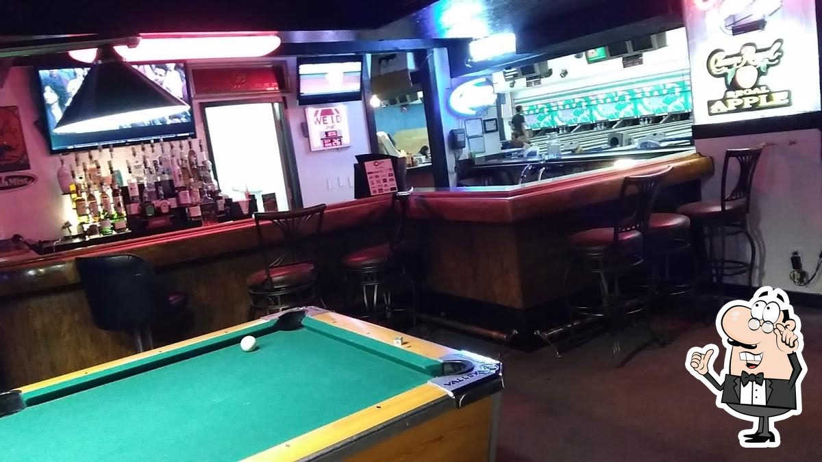EPIQ Night Club in Roswell - Restaurant reviews