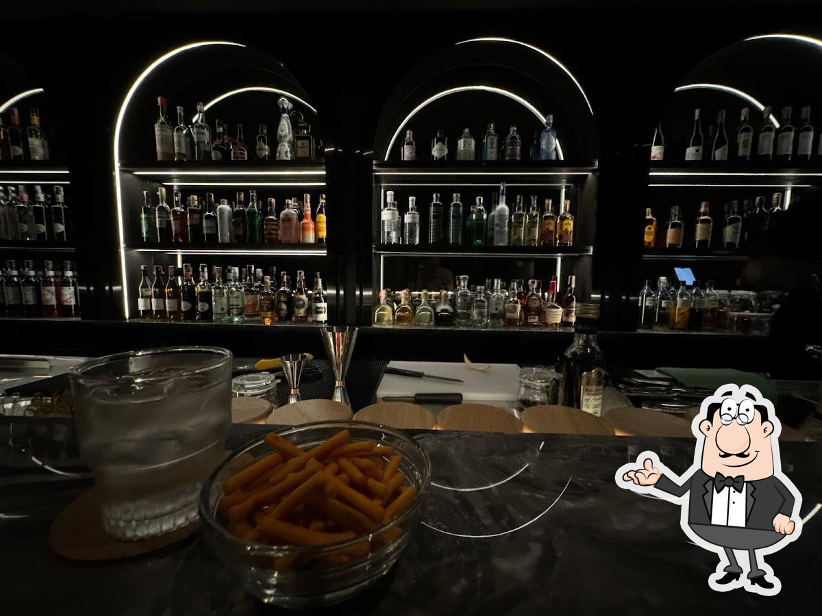 Shades of Noir Cocktail Bar, Bangkok - Restaurant menu, prices and reviews