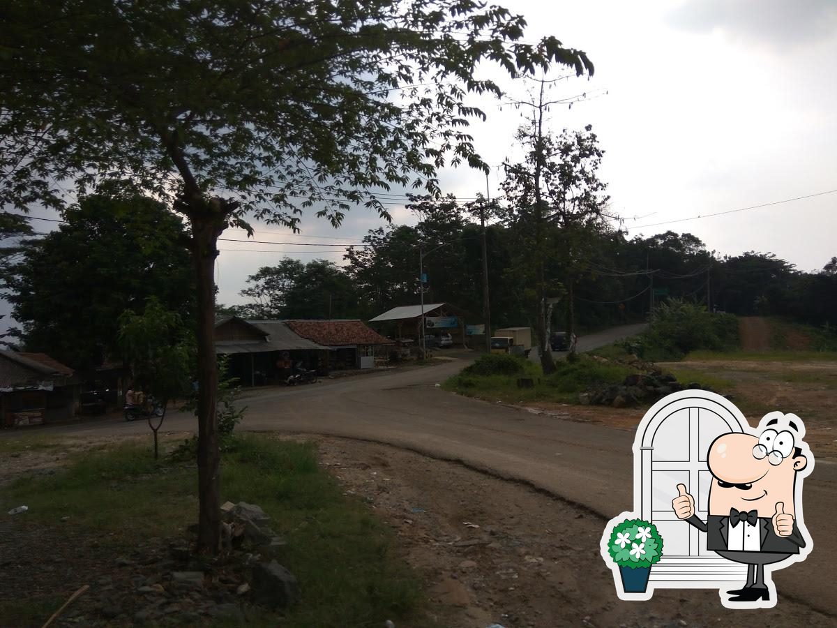 Warung Sate Cabang Bpk. Emeng restaurant, Cipanas - Restaurant reviews