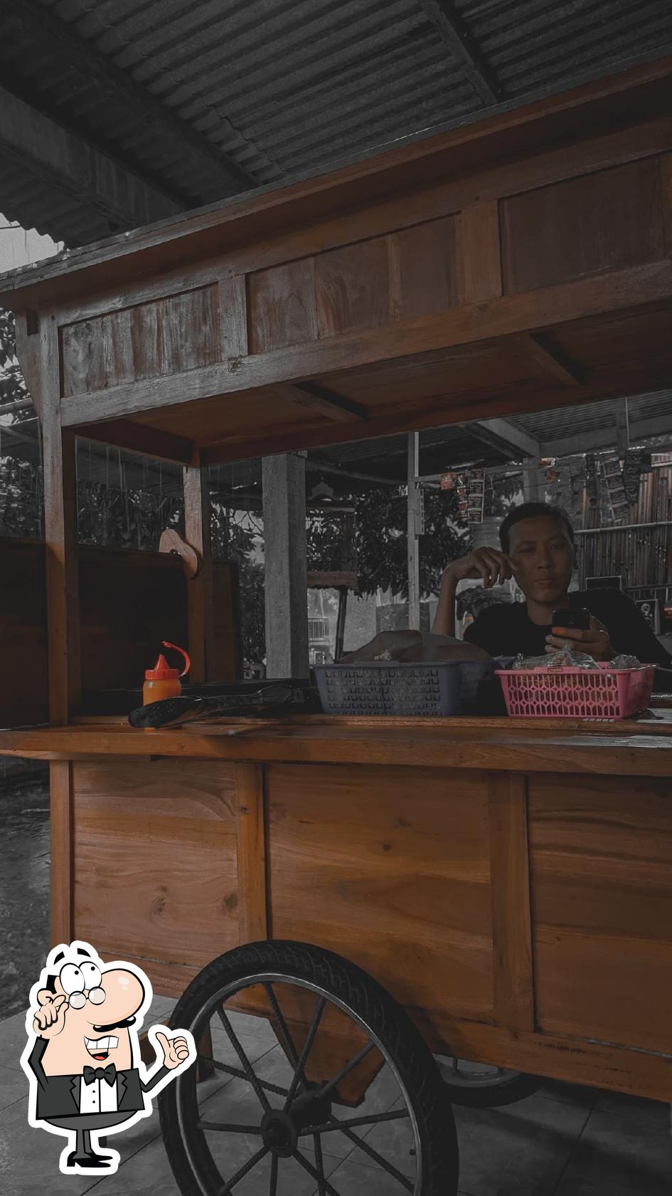 Restaurante Angkringan kang mus, Tamanmartani - Opiniones del restaurante
