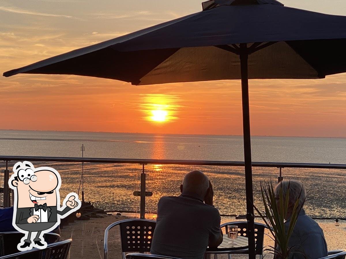 Roof Terrace Bar in Hunstanton - Restaurant reviews