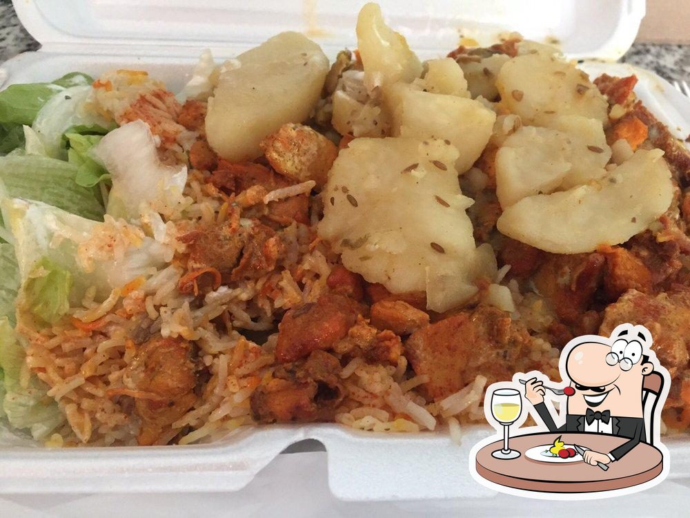 Ayat Halal Food Cart, 1687 N Lynn St in Arlington - Restaurant reviews