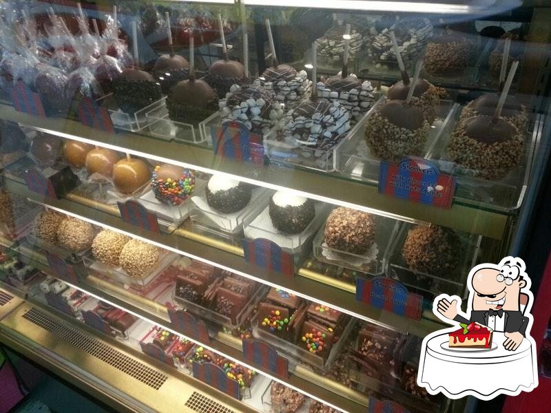 Snookers & Snookers Sweet Candy Cookers in Orlando - Restaurant reviews