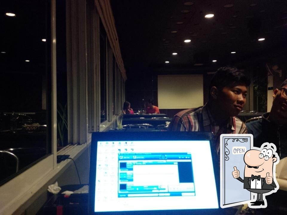 Riverview Cafe, Simpanglima Residence, Semarang - Restaurant reviews