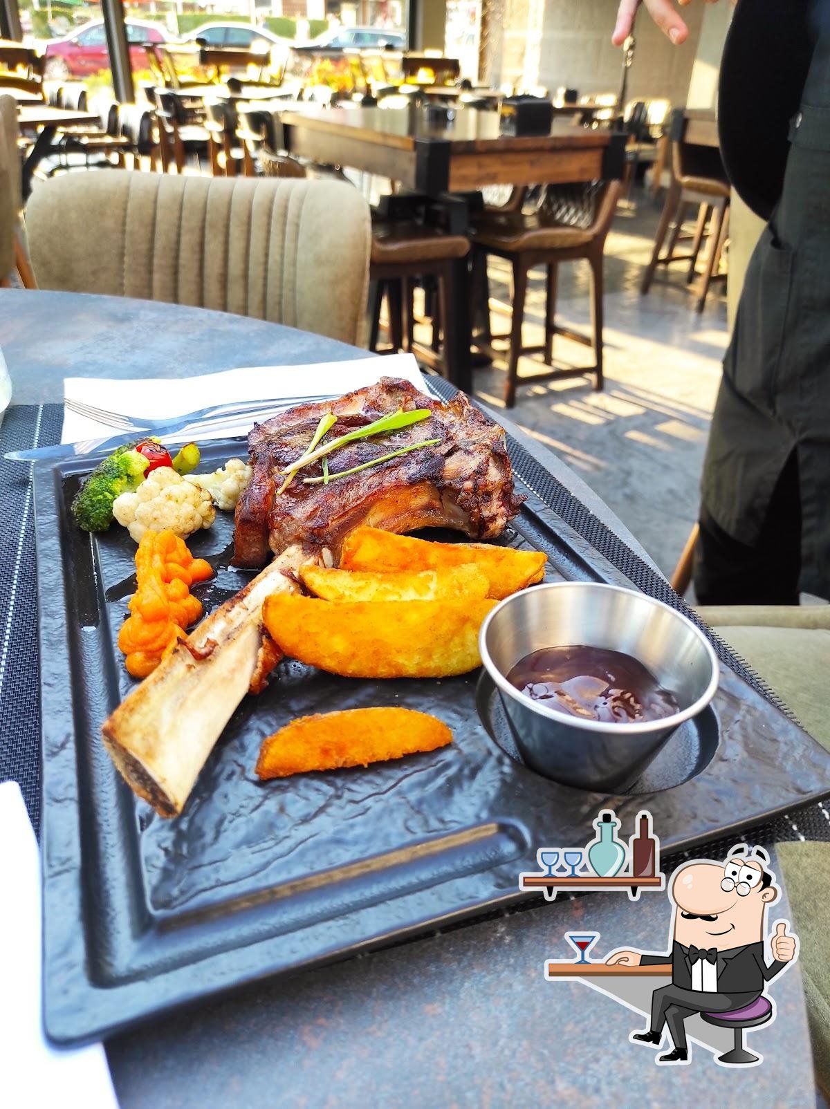 The HarbouR Club, Ohrid - Restaurant reviews