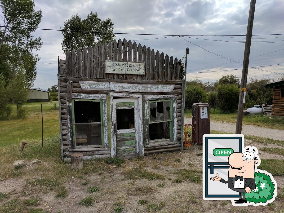 Green River Bar, Daniel - Restaurant menu, prices and reviews