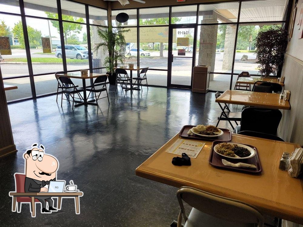 Lola's Filipino Cafe & Mini Store, Lakeside - Carta del restaurante y ...