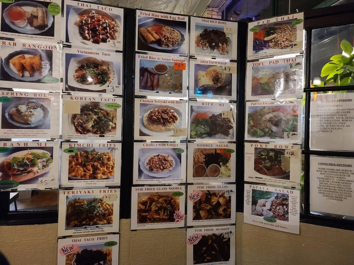 Menu at EggRoll Restaurant Plus Food Truck, Allouez