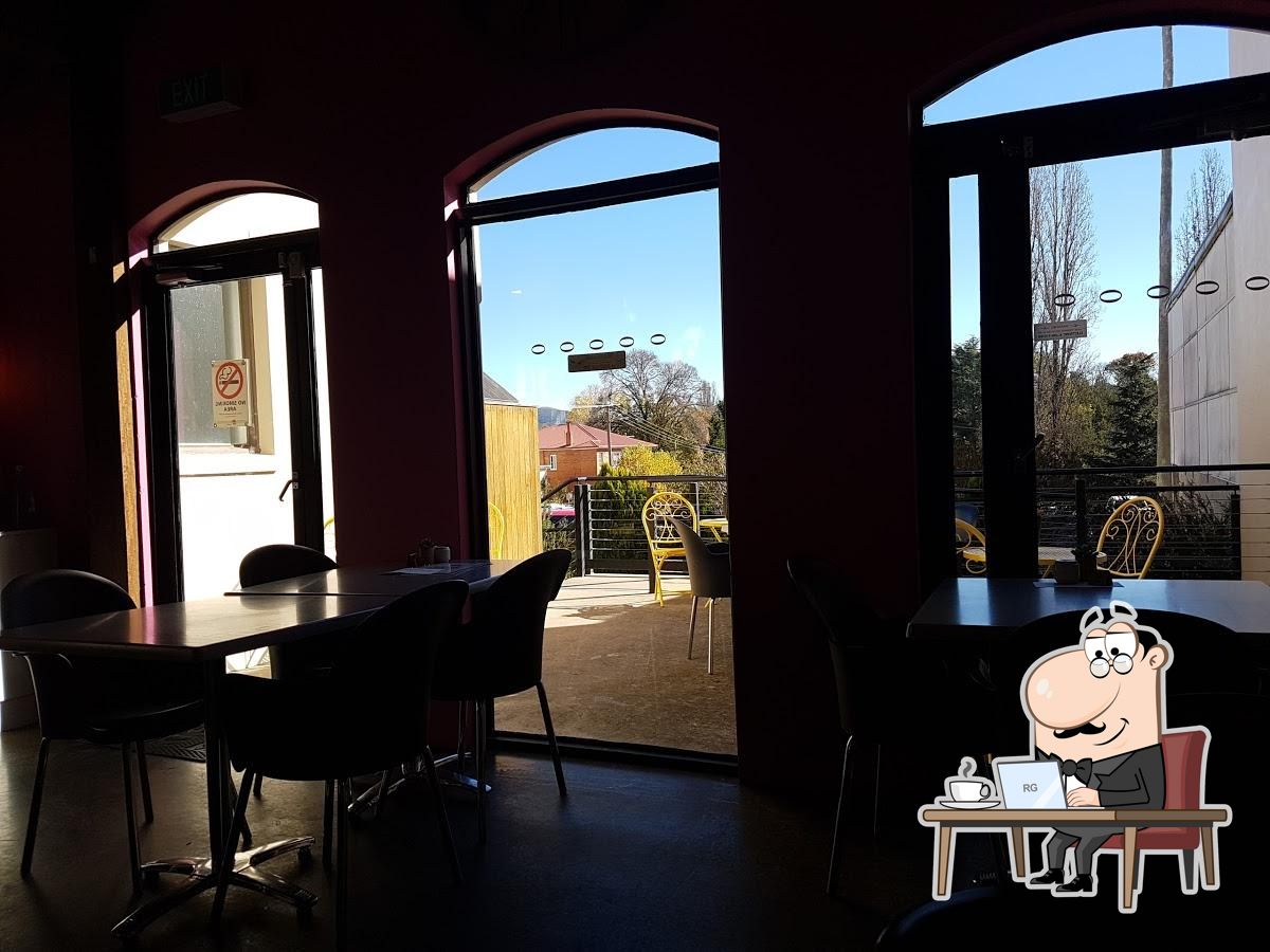Tenterfield Corner Cafe, Tenterfield - Restaurant menu, prices and reviews