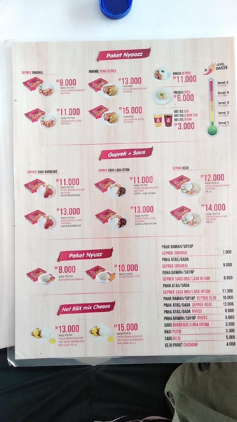 Menu at Ayam Geprek Hara Chicken restaurant, Purwokerto