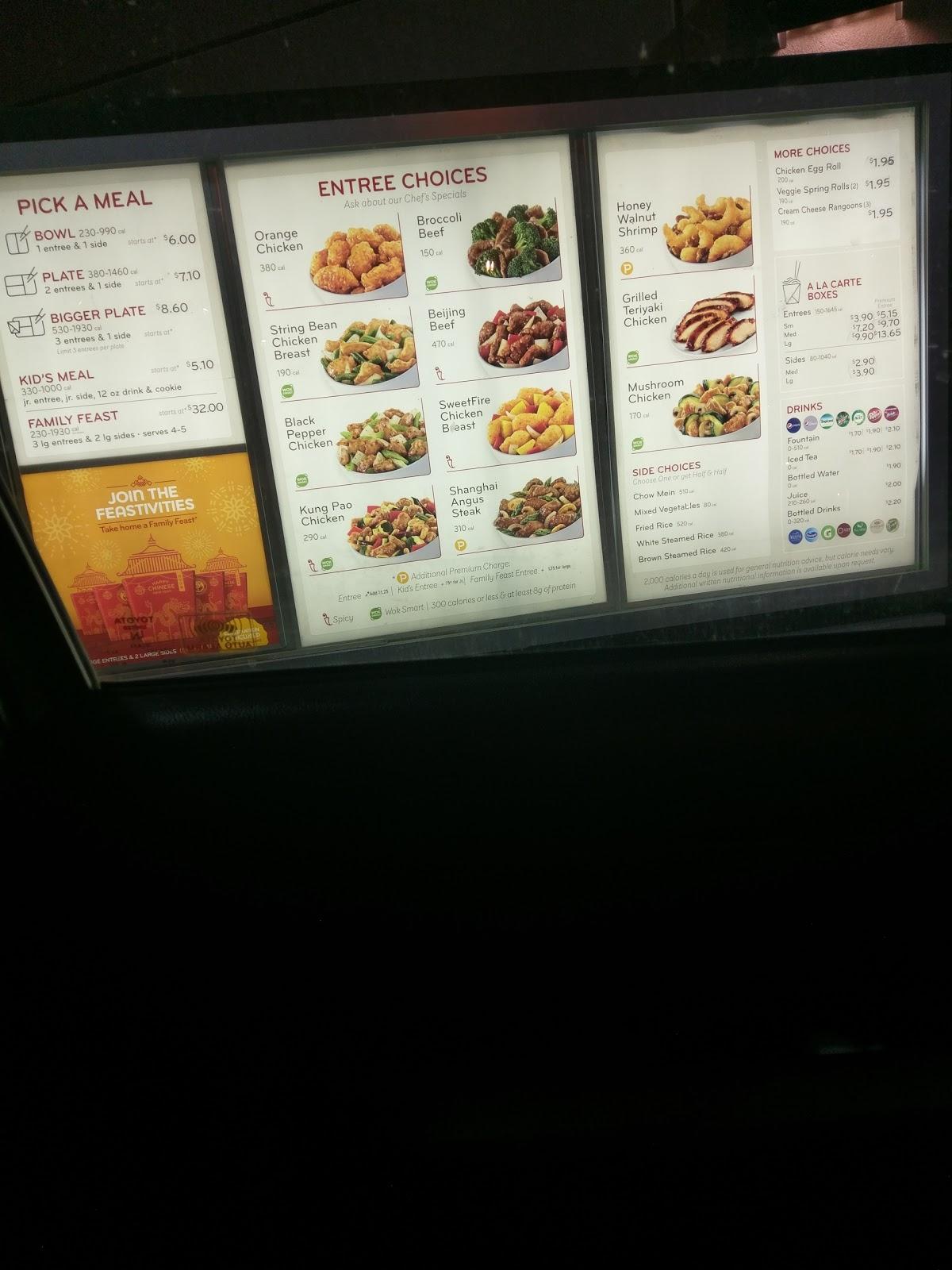 Menu at Panda Express fast food, Sioux Falls, W 41st St