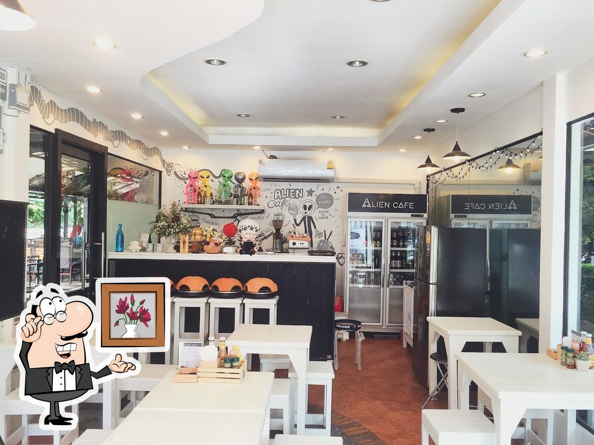 Alien Cafe, Bangkok - Restaurant reviews