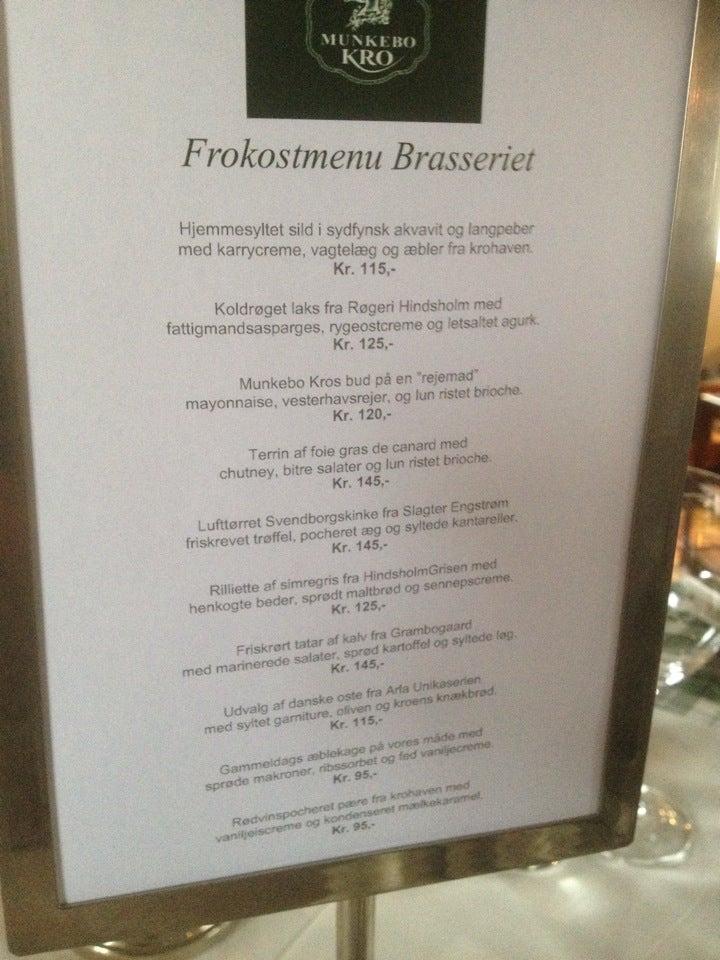 Menu at Munkebo Kro restaurant, Munkebo