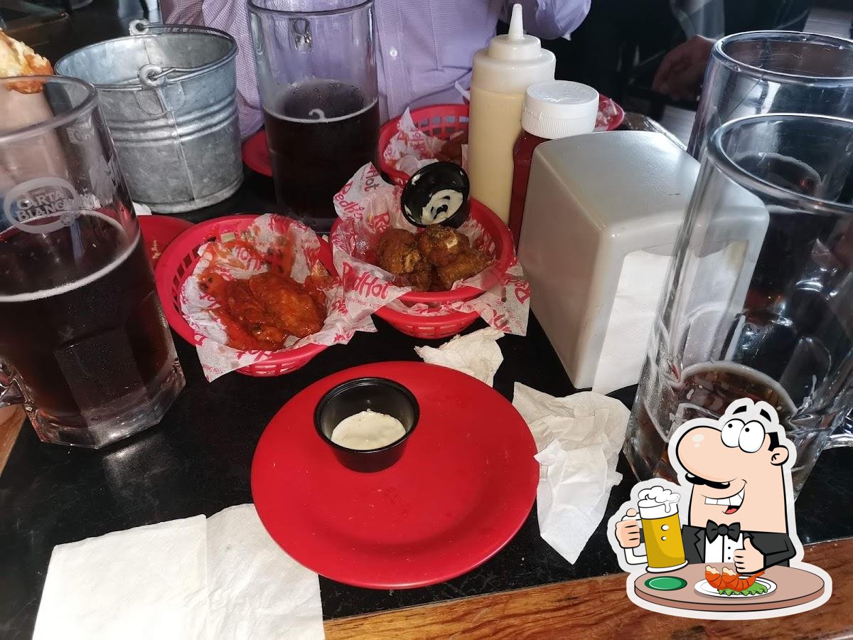 Pub y bar Red Hot Grill, Ixtapaluca, Plaza Sendero - Opiniones del ...