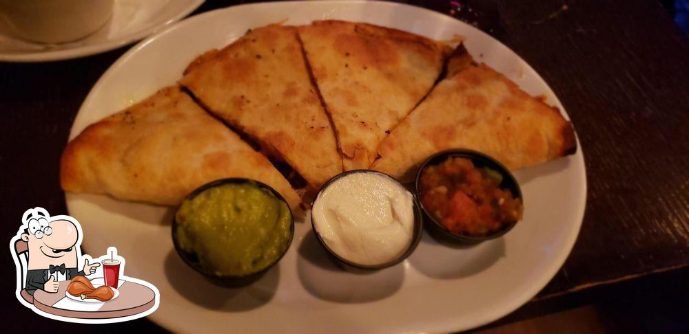 River Grille in Chatham - Restaurant menu and reviews