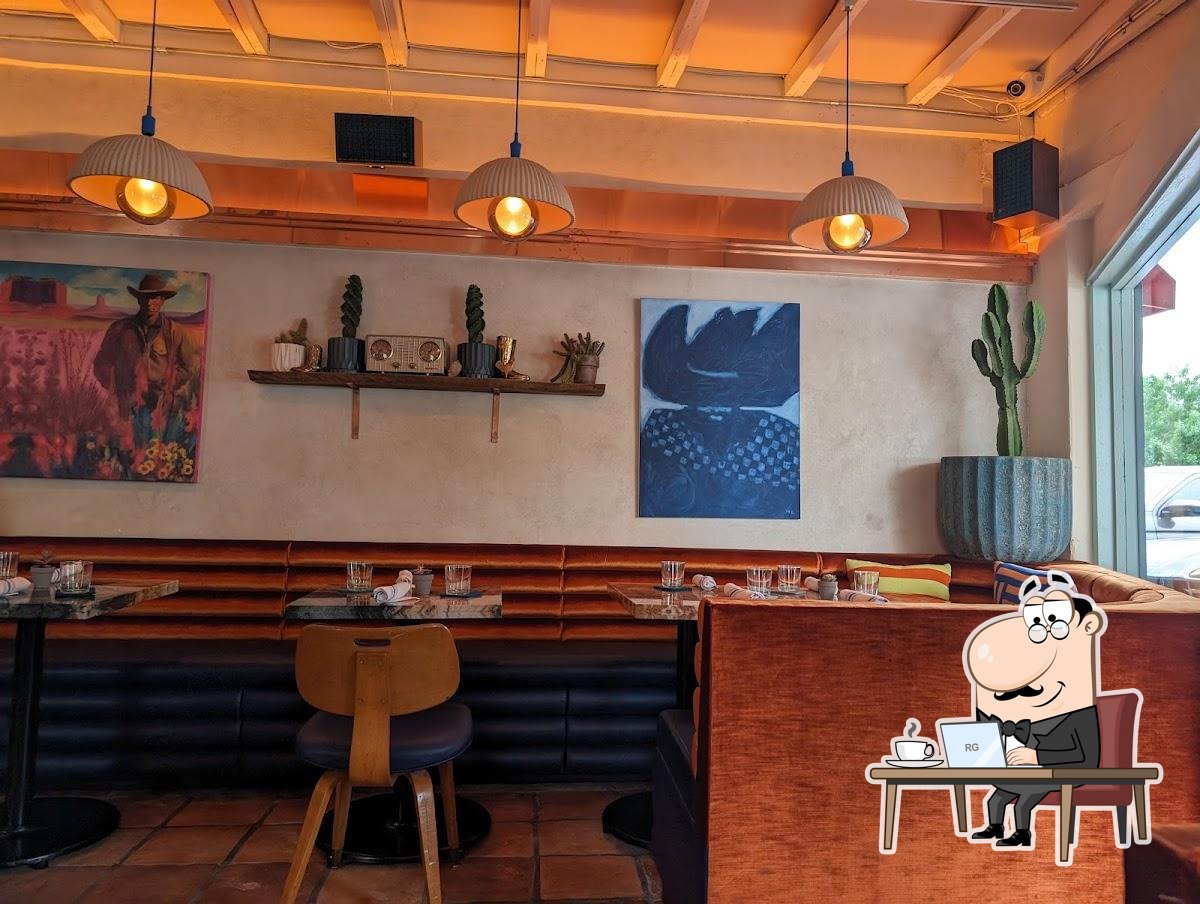 Maximo, West University Place - Restaurant menu, prices and reviews