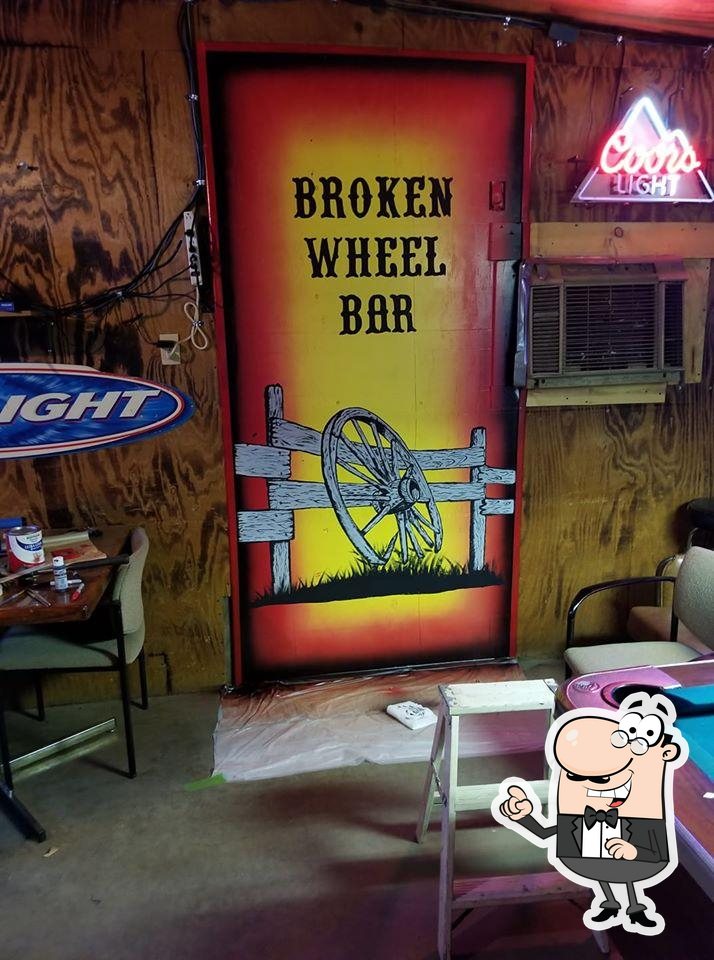 Broken Wheel Bar in Rush Springs - Restaurant reviews