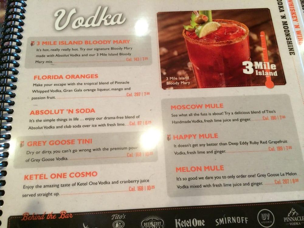 Menu at Hooters pub & bar, Chantilly