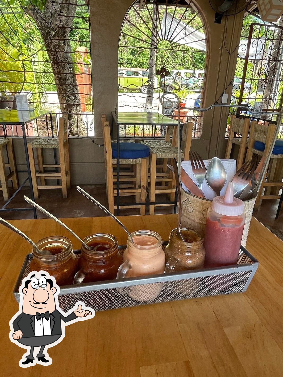 Whiskey Kitchen PV, Puerto Vallarta - Restaurant menu, prices and reviews