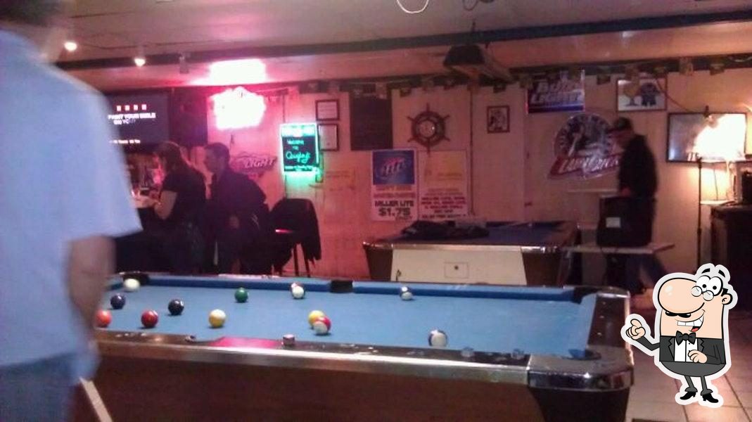 Quigley's Squarerigger Saloon in Madison - Restaurant reviews