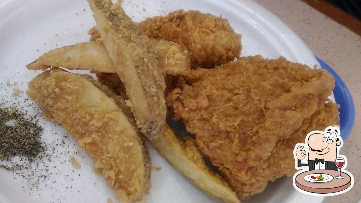 Chester Fried Chicken, 393 Portage Ave Unit 162 in Winnipeg ...