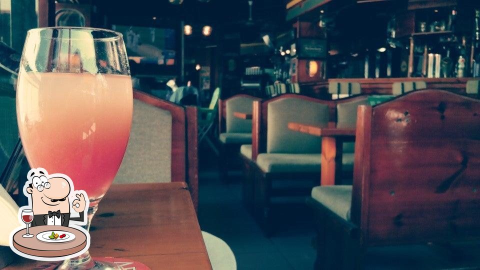 Golden Arrow Pub, Ayia Napa - Restaurant reviews
