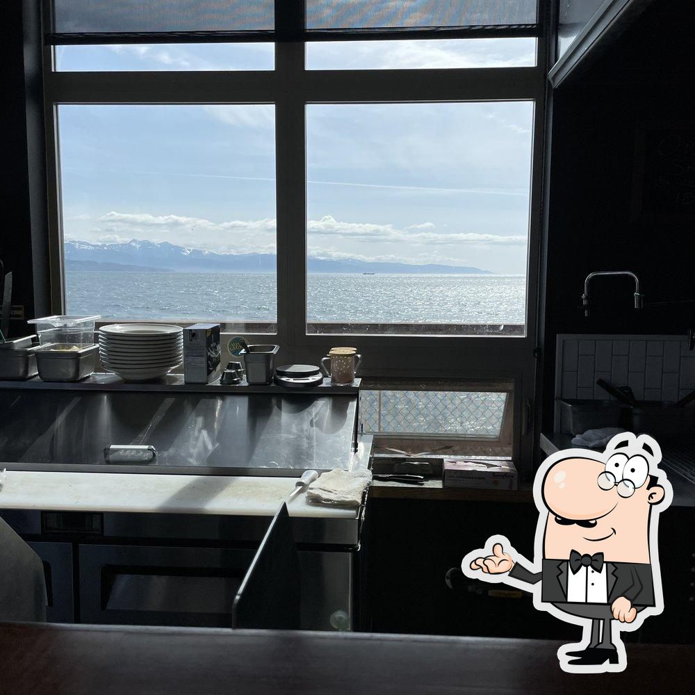 Broken Oar Oyster Bar, Homer - Restaurant menu, prices and reviews