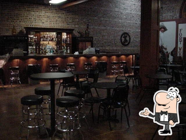 Neon Moon Saloon in Fort Worth - Restaurant reviews