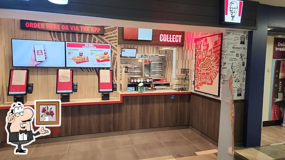 KFC Birch Services East, Heywood - Restaurant menu, prices and reviews