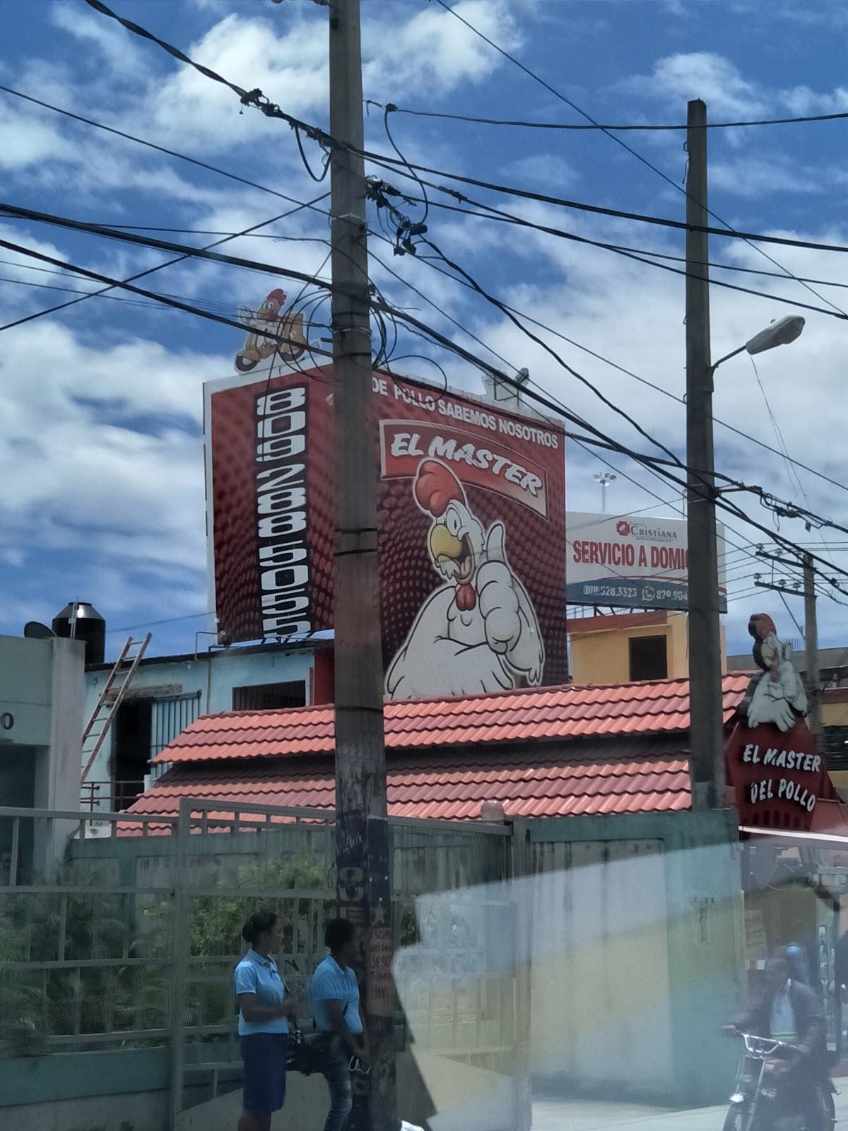 El Master De Pollo Sabemos Nosotros restaurant, San Cristobal ...