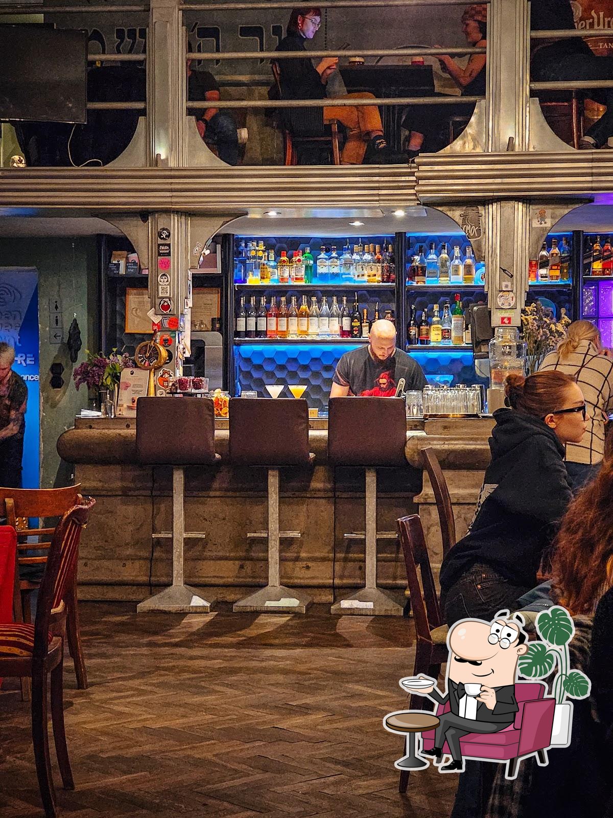 HEVRE Bar & Restaurant, Kraków - Restaurant menu, prices and reviews