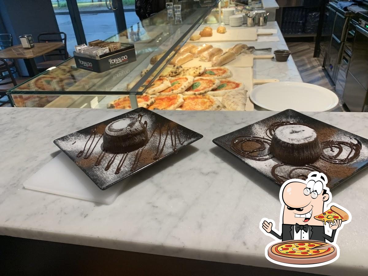 Bar & Pizzeria Via Caracciolo, Turin - Restaurant reviews
