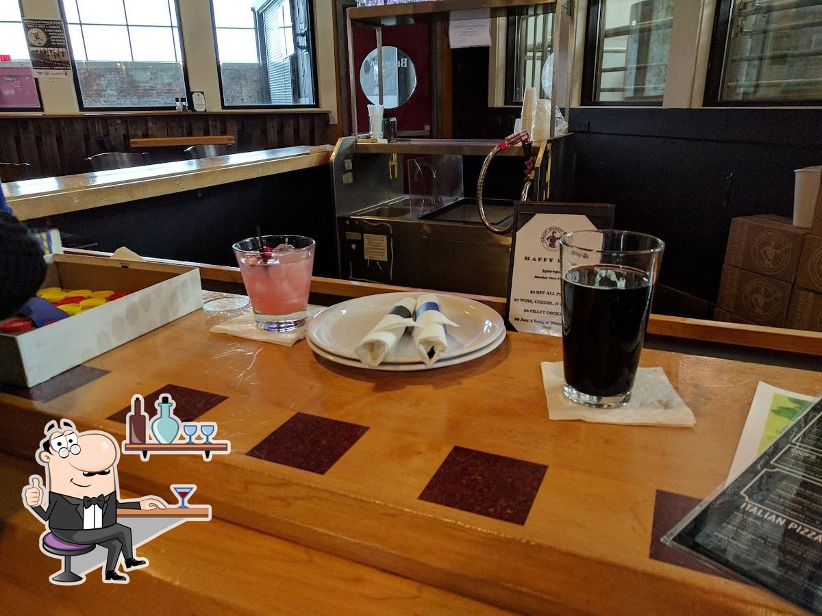 Atwater Brewery & Tap House, Detroit - Restaurant menu, prices and reviews