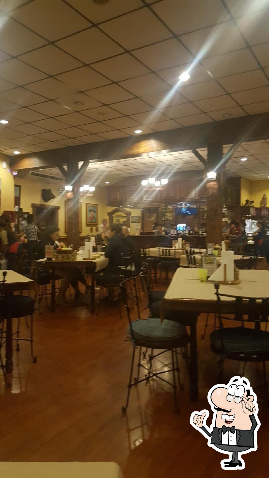 Texas Joe's House of Ribs pub & bar, Subic Bay Freeport Zone ...
