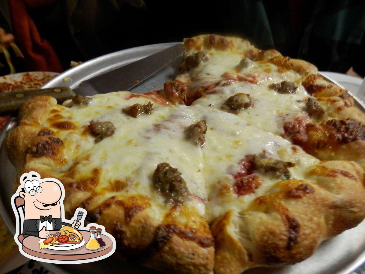 Paisano's Pizza in Parma Heights - Restaurant menu and reviews