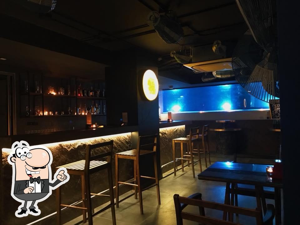 Submarine Bar, Chiang Mai - Restaurant reviews