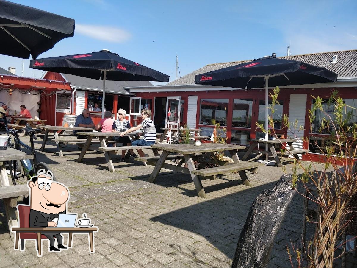 Fiskehuset Bogense, Bogense - Restaurant menu, prices and reviews