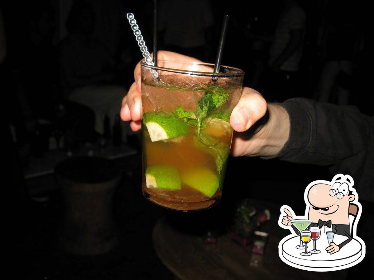 Barcode Club, Athens - Restaurant reviews