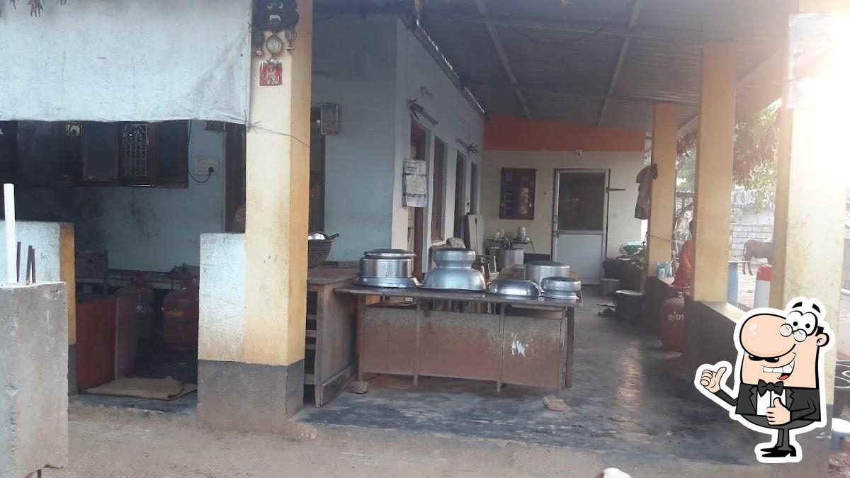 Sri Rama Murthy Gari Tiffin Centre, India - Restaurant reviews