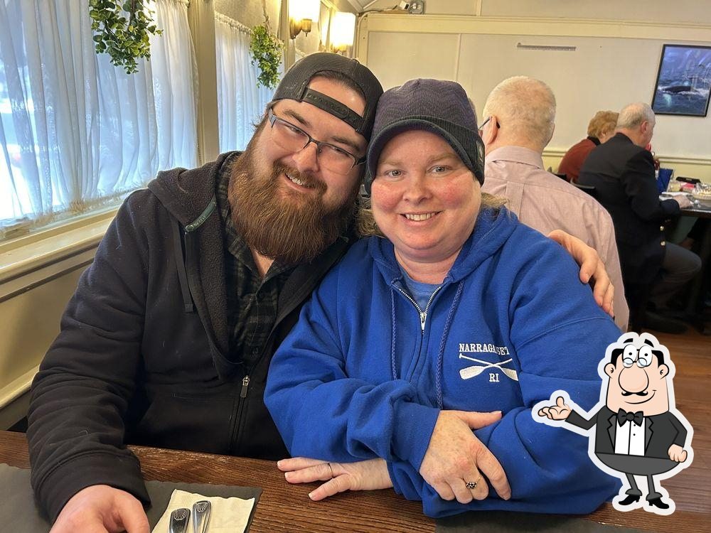 Blue Point Restaurant, Acushnet - Restaurant menu, prices and reviews