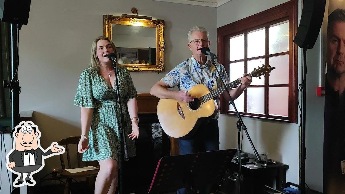The Whitecliff Inn, Whitehead - Restaurant menu, prices and reviews