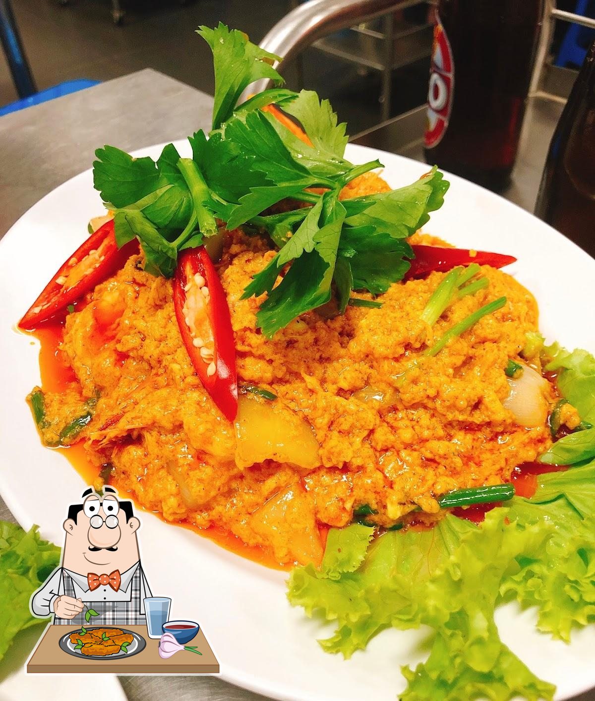 Jaekoy เจ๊ก้อย ส้มตำอาหารอีสาน restaurant, Bangkok, ตึกยุพินอพาร์ทเม้น ...