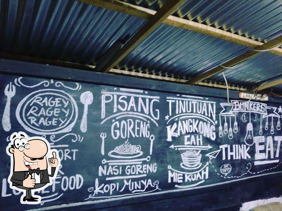 Bunkers cafe, Kembuan - Restaurant reviews