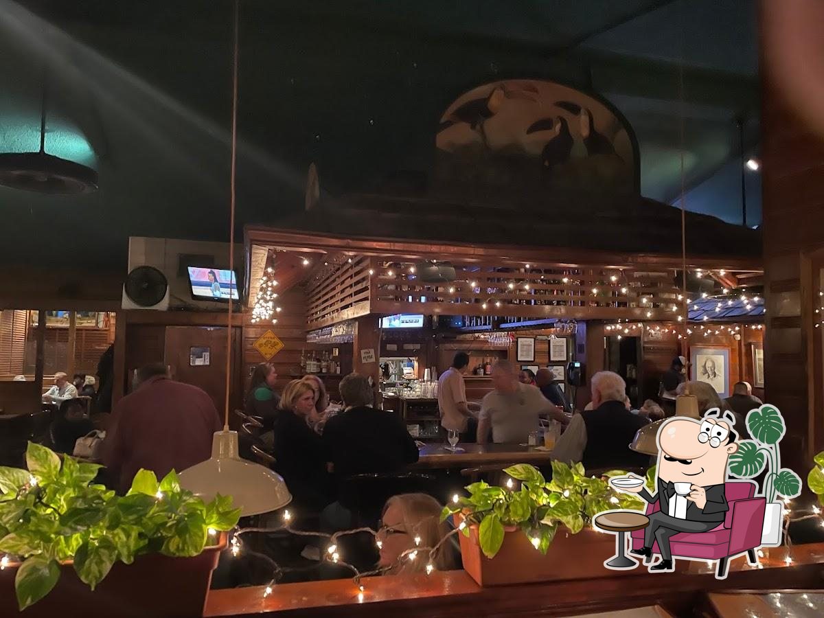 Half Shell, Memphis - Restaurant menu, prices and reviews