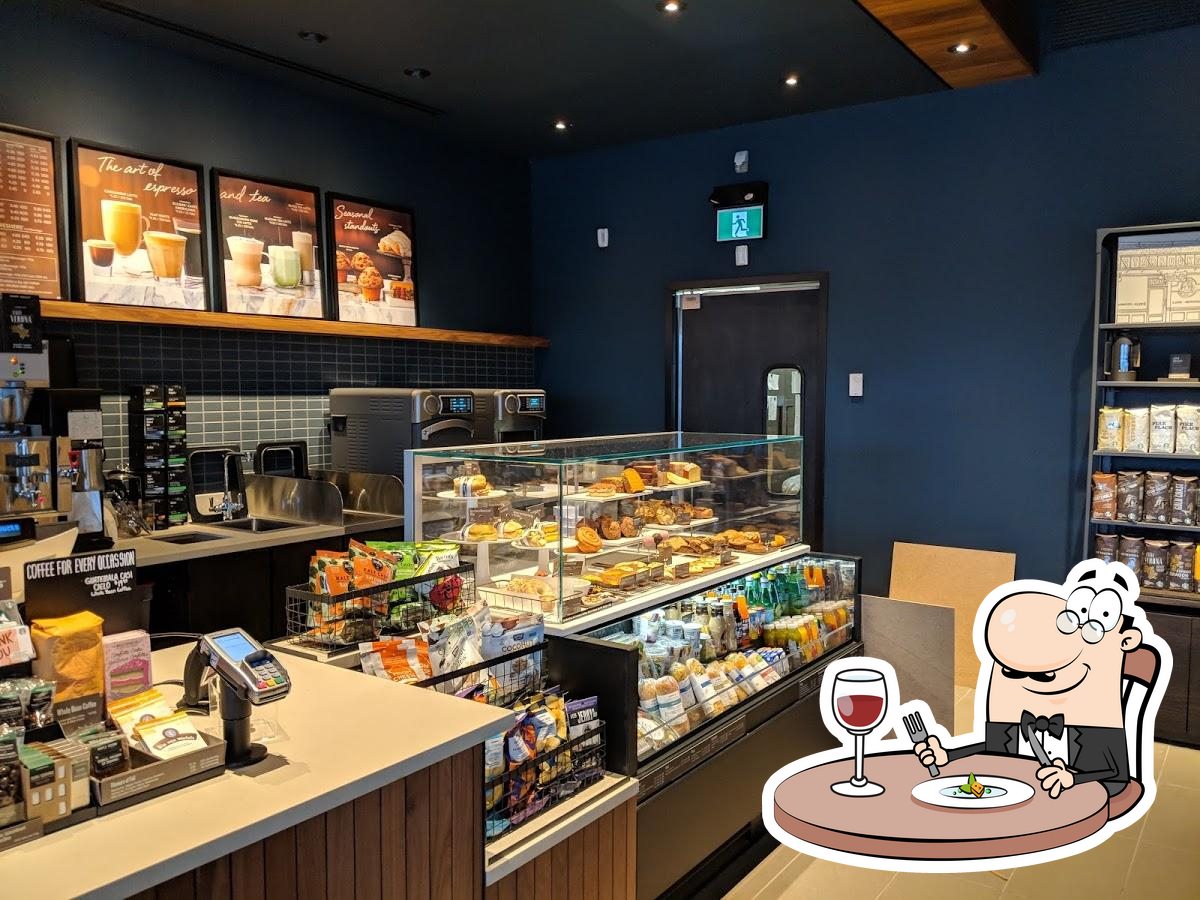 Café Starbucks, Barrie, 389 Yonge St - Opiniones del restaurante