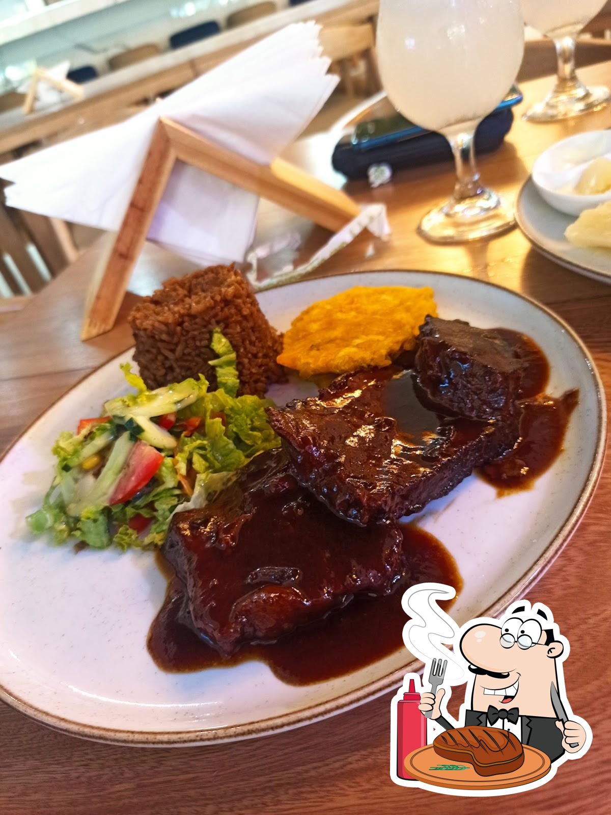 Centurion Resto-Bar, Manzanillo del Mar - Restaurant reviews
